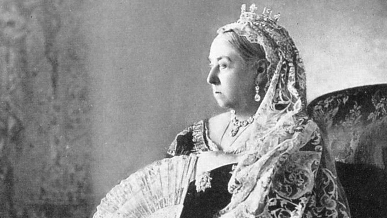 Michael Mosley: Queen Victoria's Slum - Airs 7:30 PM 25 Jul 2017 on SBS ONE - ClickView