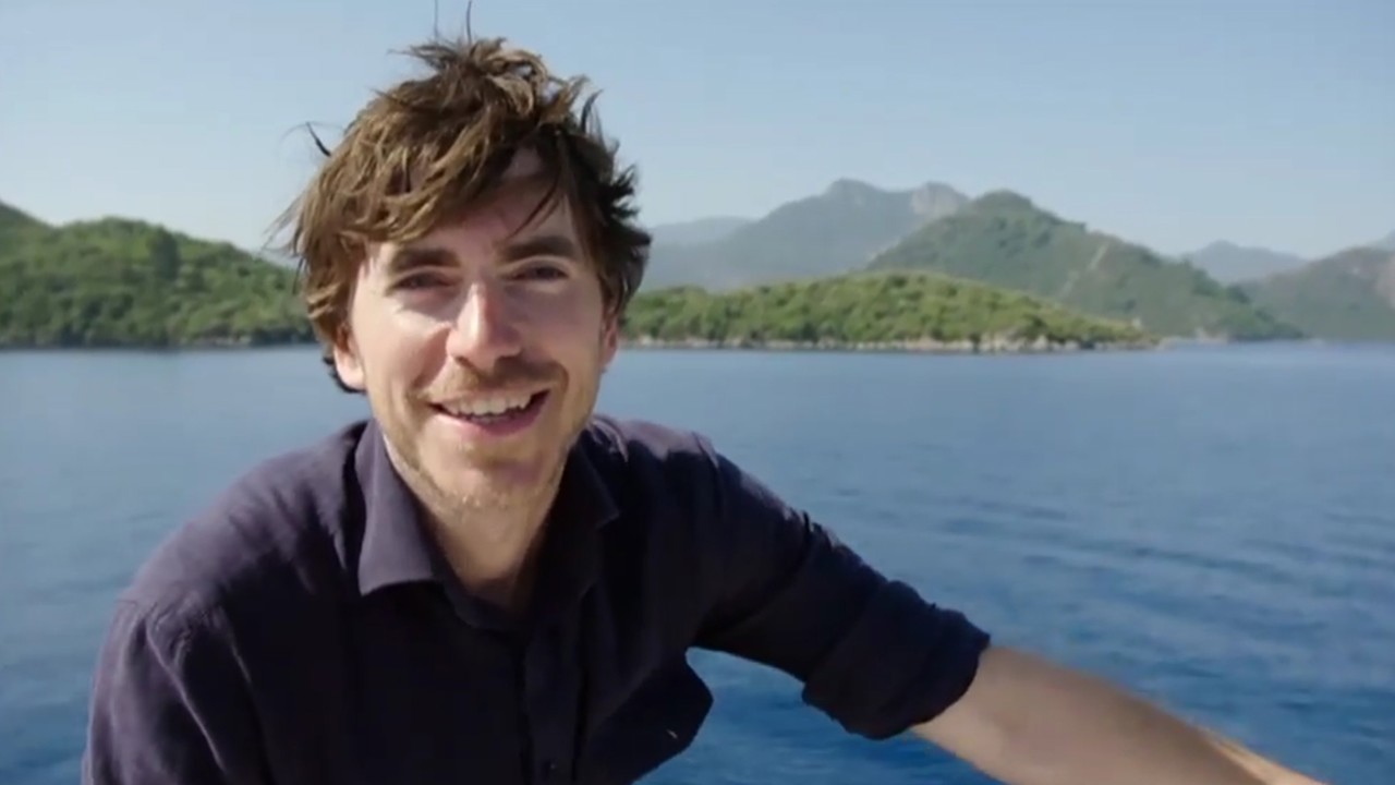 Russia with Simon Reeve - Airs 9:00 PM 28 Sep 2017 on BBC TWO - ClickView