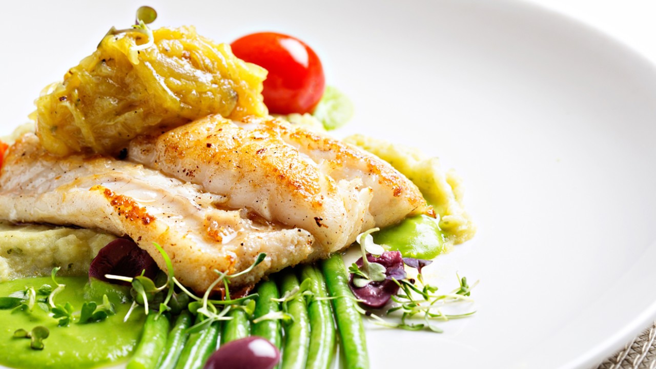 My Life on a Plate - Airs 1:45 PM 27 Oct 2019 on BBC Scotland - ClickView